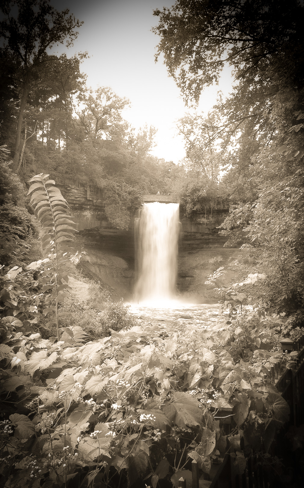 Minnehaha Falls – Color and B&W Long Exposure – Light Stalking