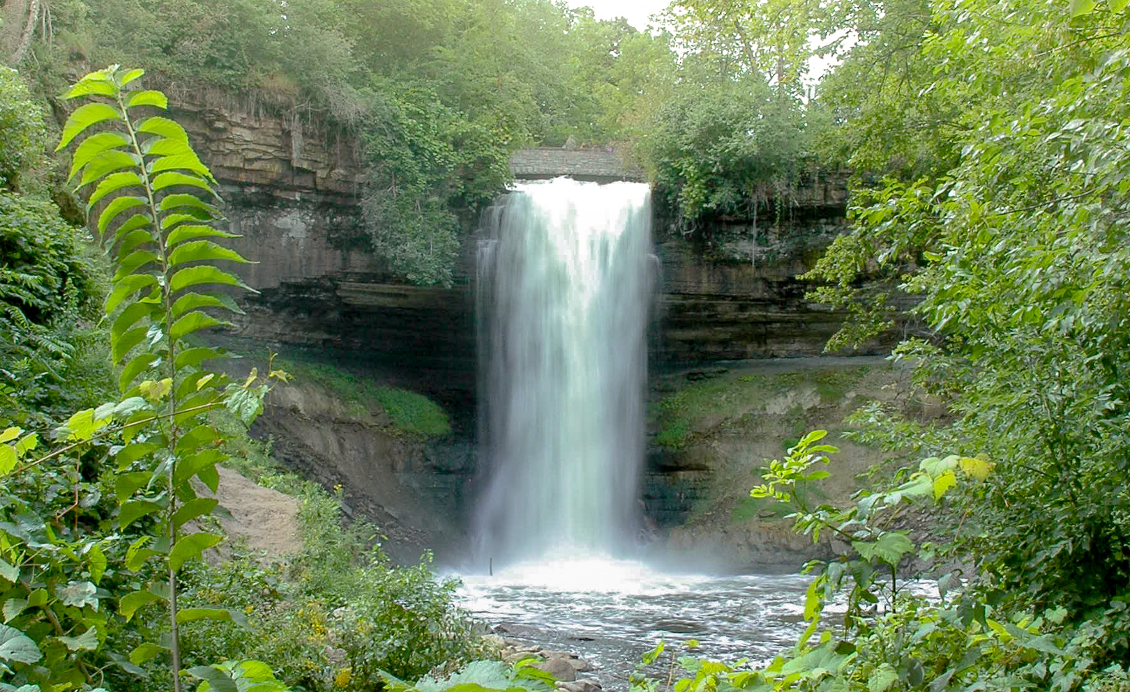 Minnehaha Falls – Color and B&W Long Exposure – Light Stalking